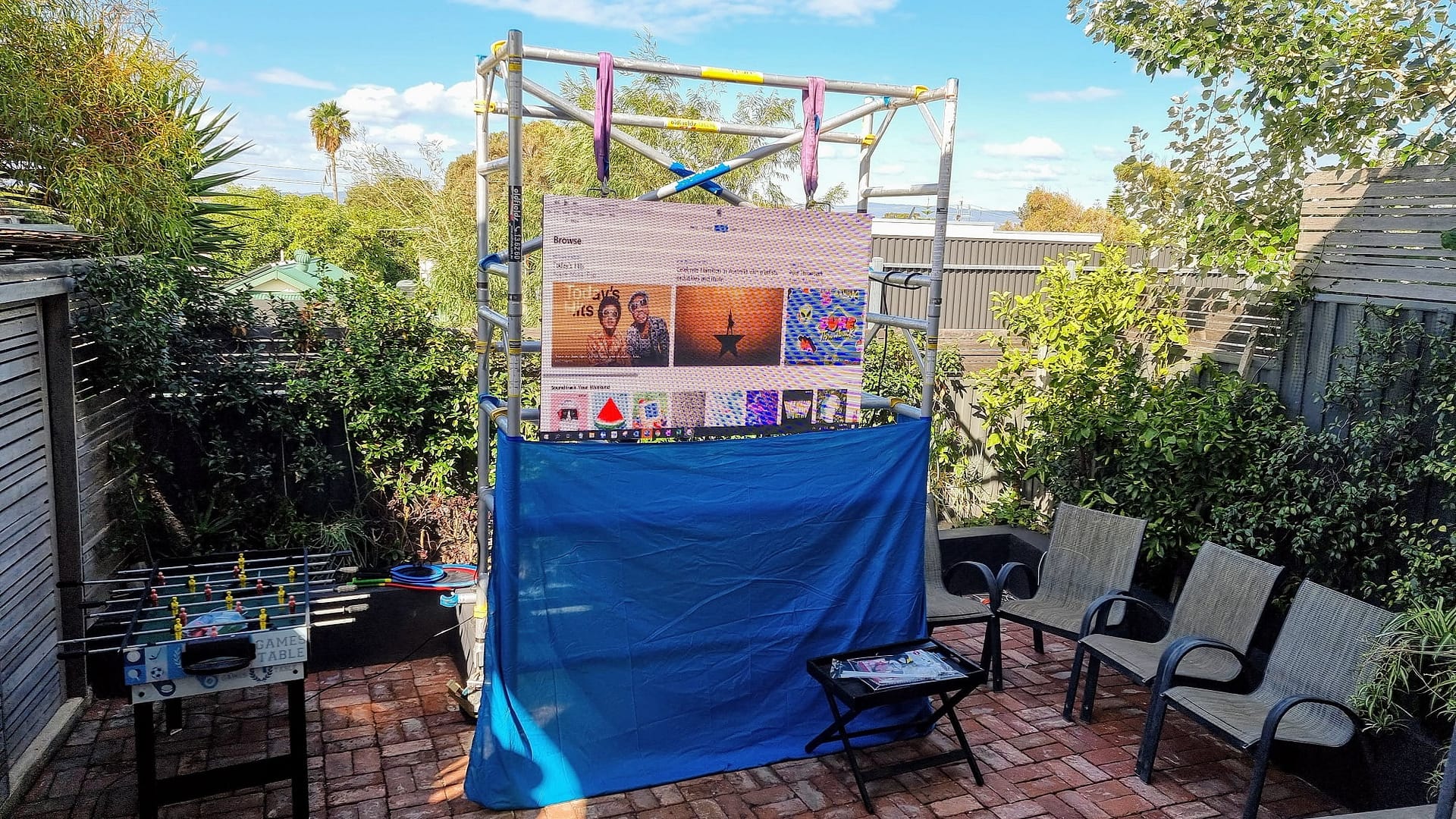 Digital LED Screen Hire | LED Trailer Sign Hire | Graphic Sign Hire