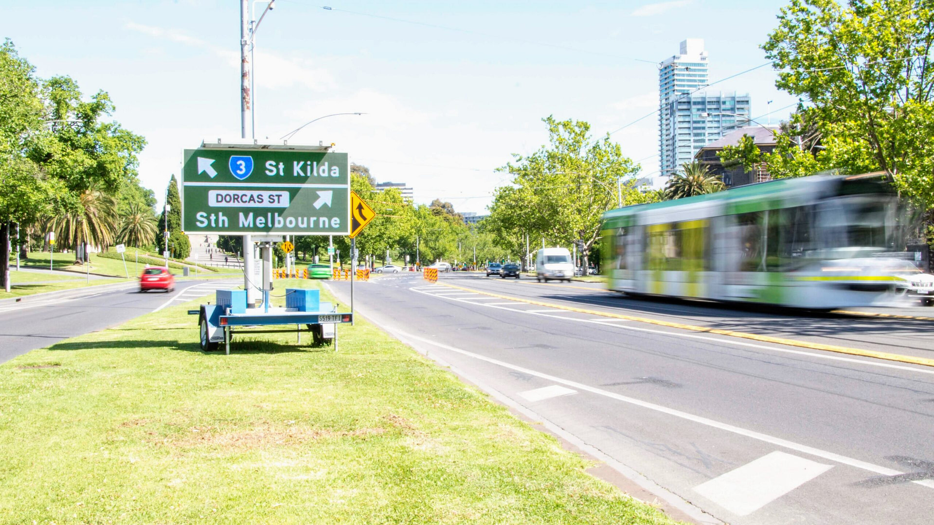 Gantry Road Sign Replacement with Graphic Road Sign - Graphic Sign Hire